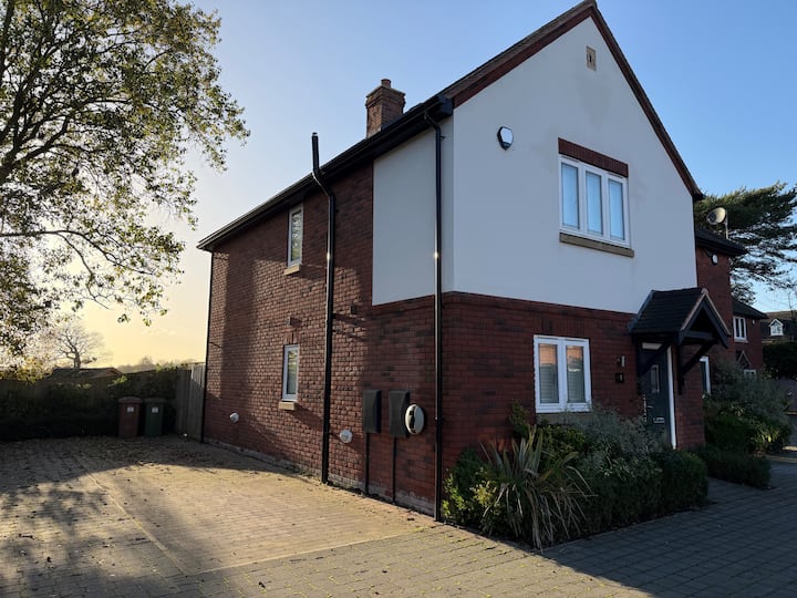 Luxury House - Sleeps Up To 6 - Near Nec - Aéroport de Birmingham (BHX)