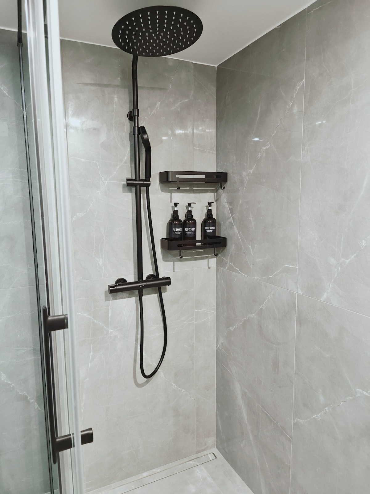 París-Issy les Moulineaux - Apartamento the Queen - Departamentos en renta en Issy-les ...