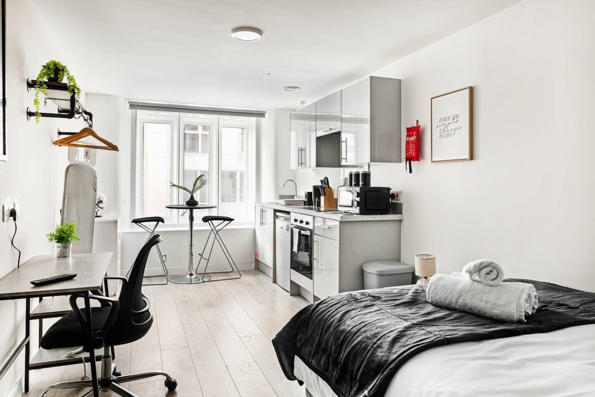 Studio moderne bien équipé dans un emplacement idéal - Appartements à ...
