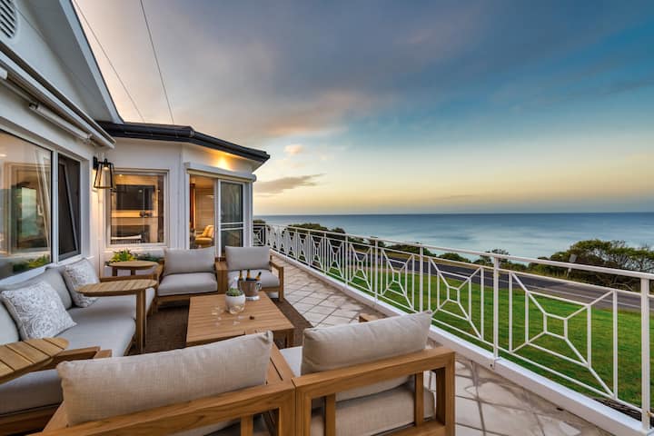 Incredible Sea Views, At The Beach. - Mornington