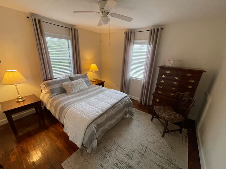 Country Oasis | Spacious 3br W/ Modern Comfort - Pine Mountain, GA