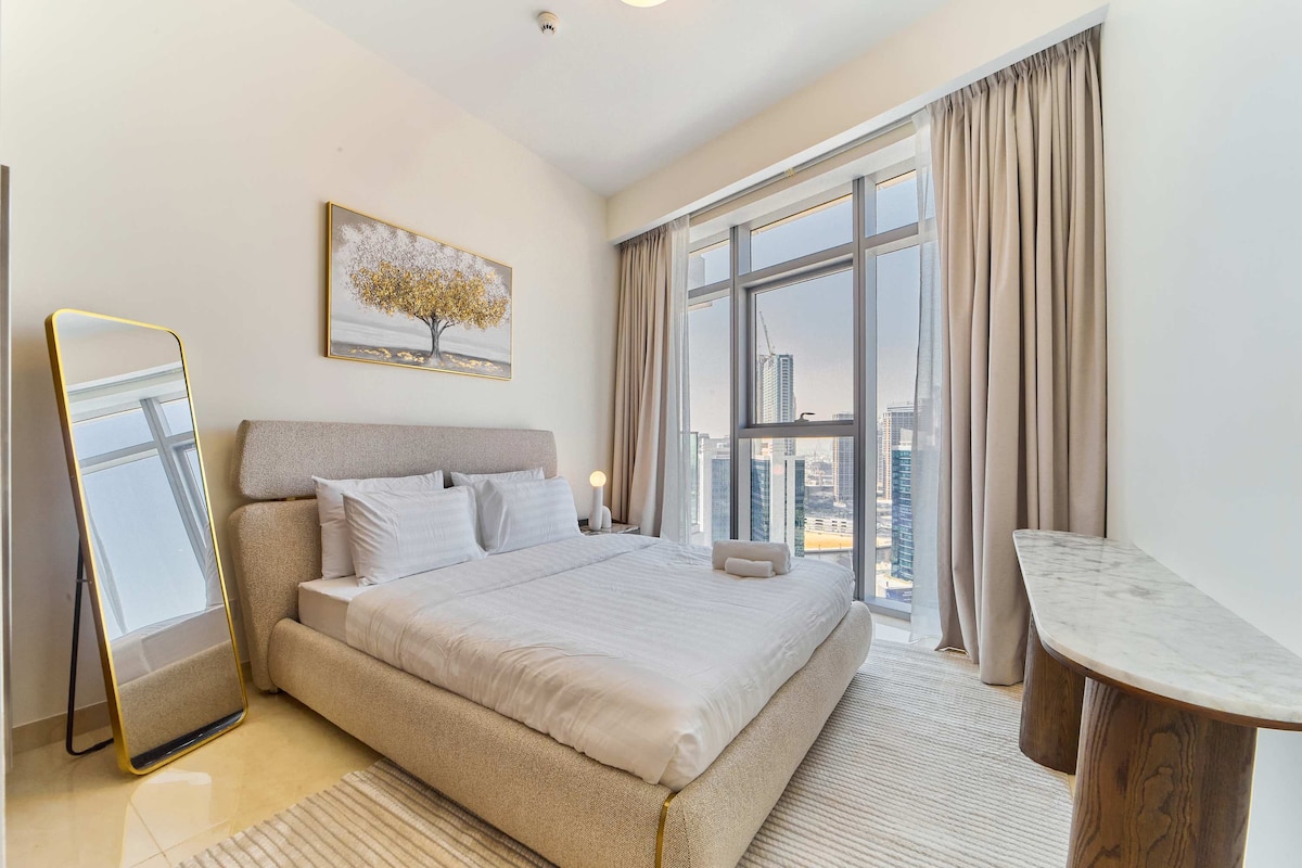 fam Living Ultra Luxury 3BR Burj Khalifa View - Apartments for Rent in ...