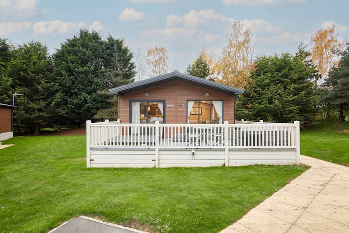 Host & Stay | Gleneagles Lodge - Pocklington