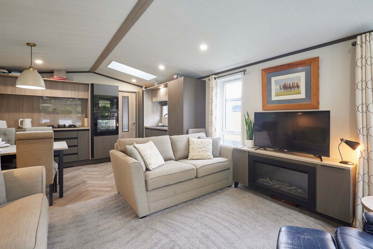 Host & Stay | 23 Sandy Lane - Chalets for Rent in Allerthorpe, England ...