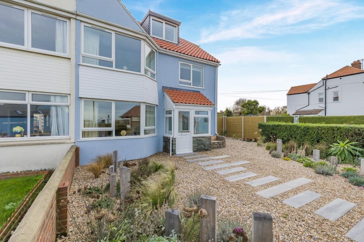 4 Bed In Cromer (Oc-b34005) - Cromer