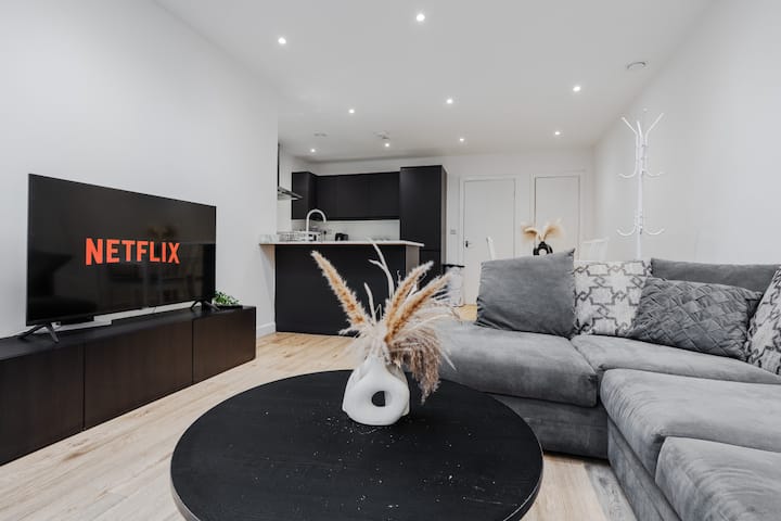 The Ideal Urban 4br - Coop - Etihad - Parking - Ev - Mánchester