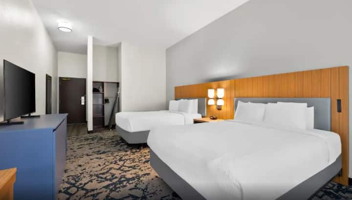 3 Family Suites Near Lsu & Perkins Rowe With Pool - Baton Rouge, LA