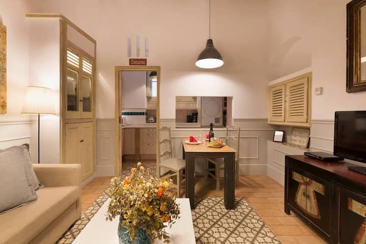 Fantastic In Gracia - Barcelona