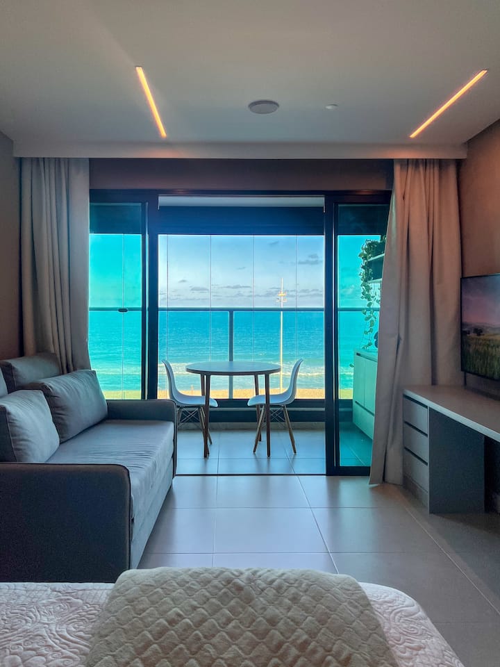 Beachfront W/ An Amazing Rooftop - Prime Location - Salvador