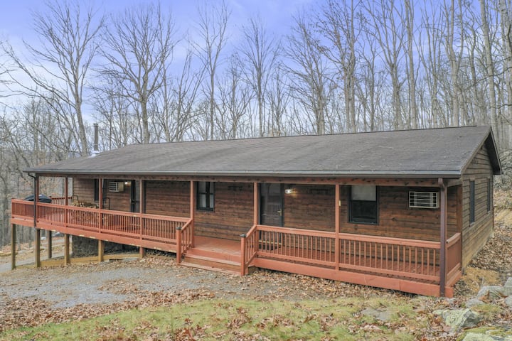 Mountain Retreat By Berkeley Springs+river Access - Berkeley Springs, WV
