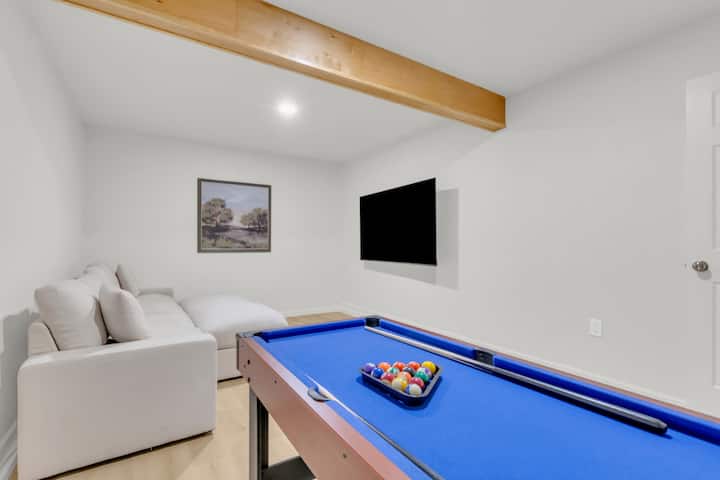 The Colony 3br | Pool Spa + Private Movie Room - The Colony, TX