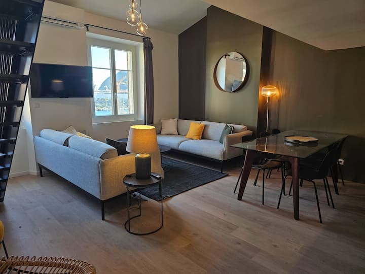 Foch, Duplex De Standing, Vue Port, Clim - La Ciotat