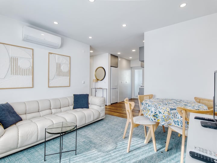 Vita Portucale | Almada Chic Design 3br - Almada