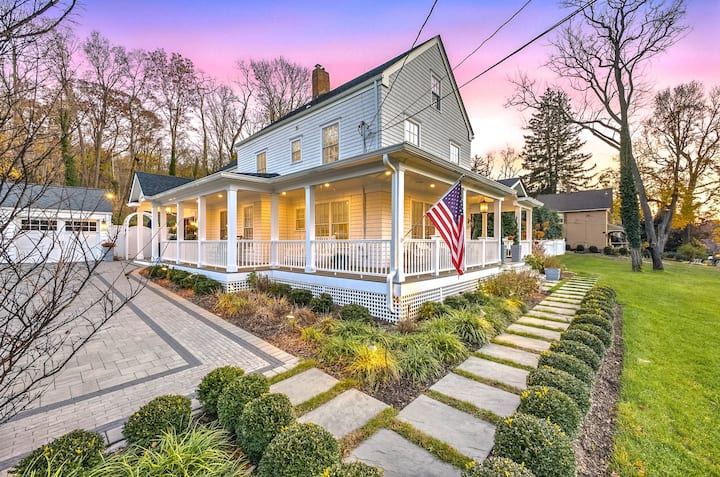 Harbor House Stony Brook Village - Stony Brook, NY