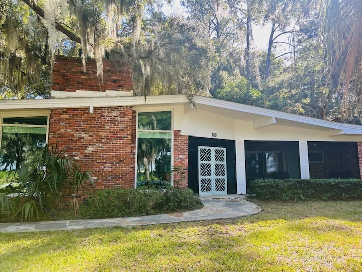 Meet Me At Sunset 3+ Bedroom, 3 Bathroom - Jekyll Island, GA