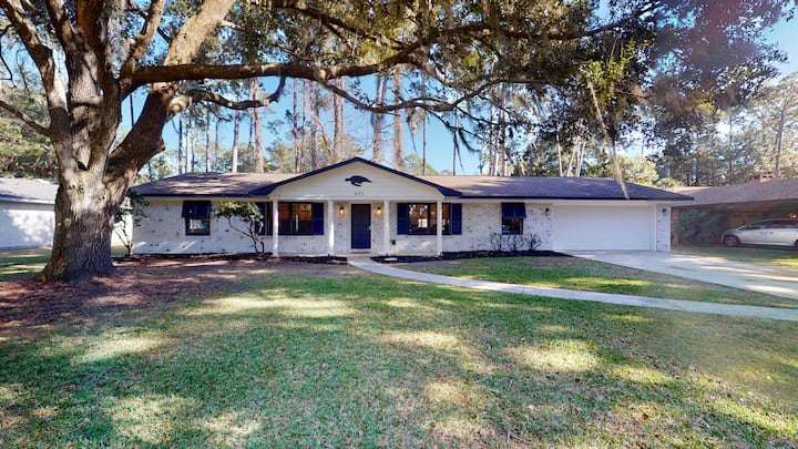 Loggerhead Lodge 4 Bedrooms, 2 Bathrooms - Jekyll Island, GA