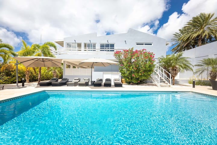 Casa Di Mama – Villa With Private Pool - Curaçao