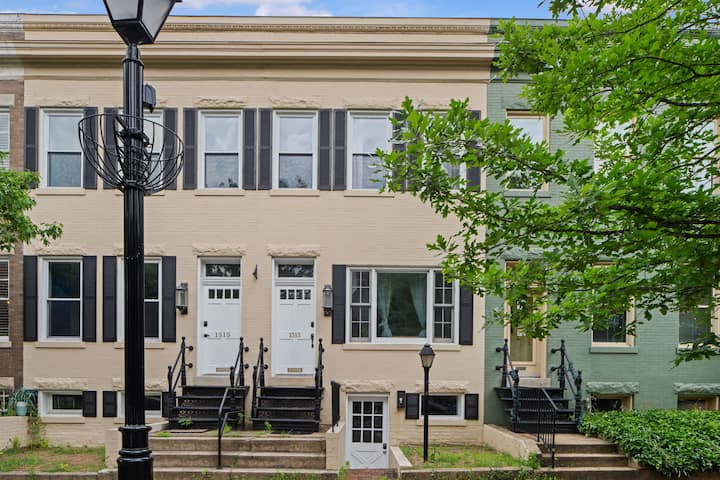 A Unique Stay Awaits - Alexandria, VA