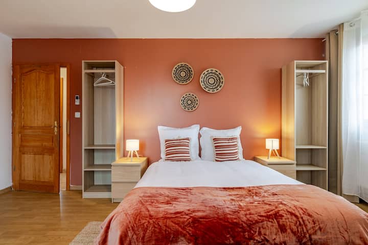 - Nouveau - Spacieux & Calme & Parking & Clim - Molsheim