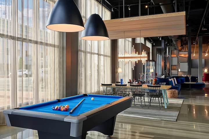 2 Relaxing Rooms | Near Old Port Vibrant Nightlife - Portland, ME