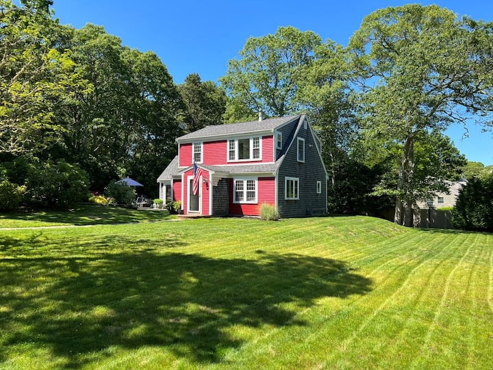 Fully Fenced Yard For Your Dog! - Chatham, MA