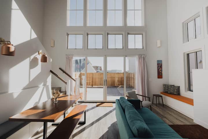 The Jackalope! Rooftop W Fire Pit & Epic Views - ブエナ・ビスタ, CO