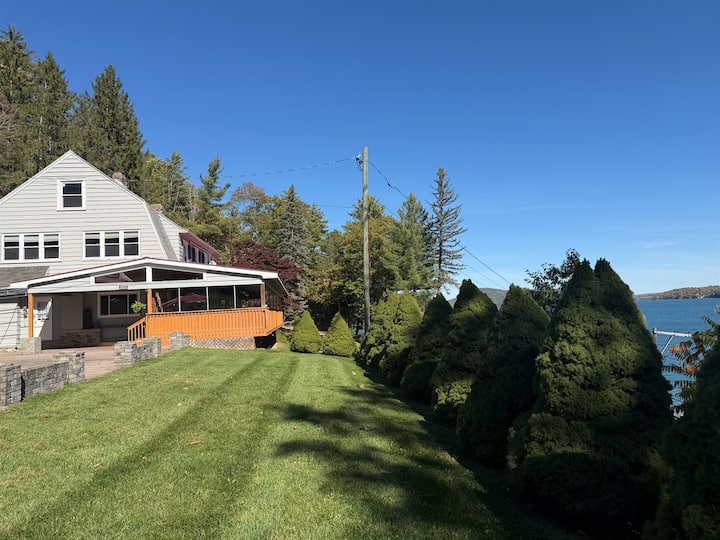 Hatch's Lodge - 5 Bdrms, 5.5 Baths, Amazing Lake V - Cooperstown, NY