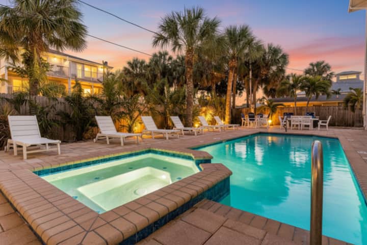 Dolphin Drift At Del Mar W/ Heated Pool In Irb - Indian Rocks Beach, FL