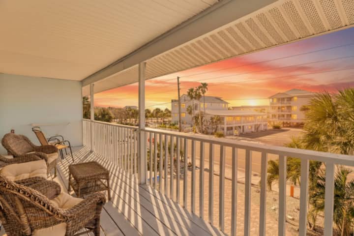 Pelican Pointe At Del Mar W/ Heated Pool In Irb - Indian Rocks Beach, FL