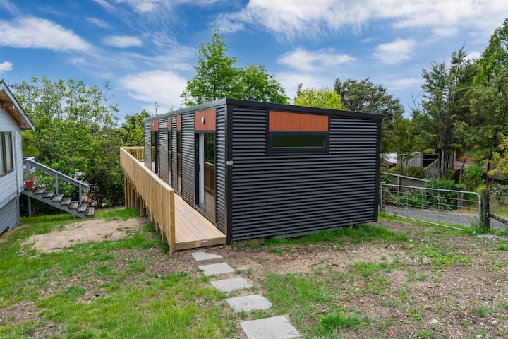 Deckside Escape – Lake Taupo Holiday Home - Lake Taupo