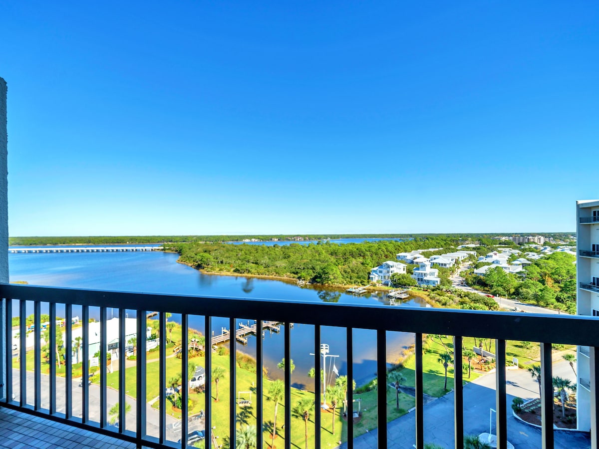 BeachFront-2 Piscinas-Pinnacle Port PH36 - Deptos. en complejo ...