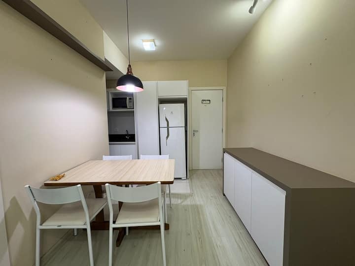 1904 Beautiful Apartment Near The Mall, Pool And Garage - Curitiba