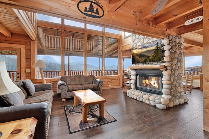 3br Resort Cabin W/views! Hot Tub*fireplace*games! - Townsend, TN