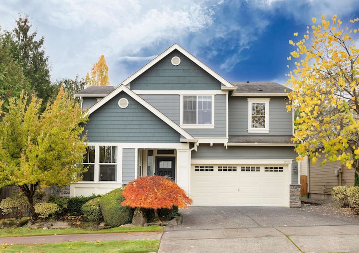 Redmond Modern 3br/2.5ba Retreat | Near Microsoft - Redmond, WA