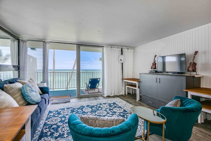 Luxury Beachfront Condo - Swanzy Beach Park