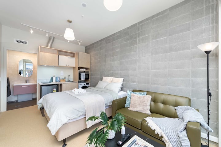 Petone City Studio With Balcony - Wellington, New Zealand