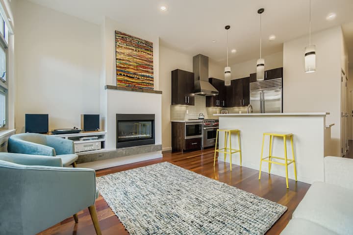 Luxury Pearl Street 1bdr - Boulder, CO