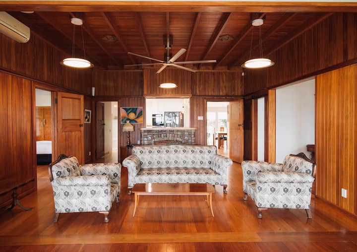 Million Dollar Views, Blue Skies, Blue Ocean! - Auckland