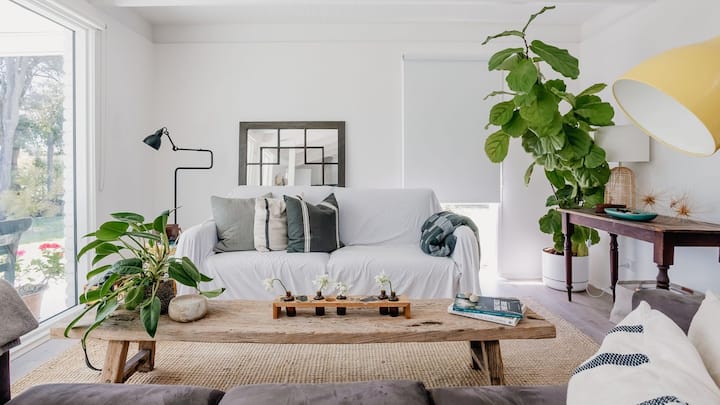 Salt Bush Cottage - Phillip Island