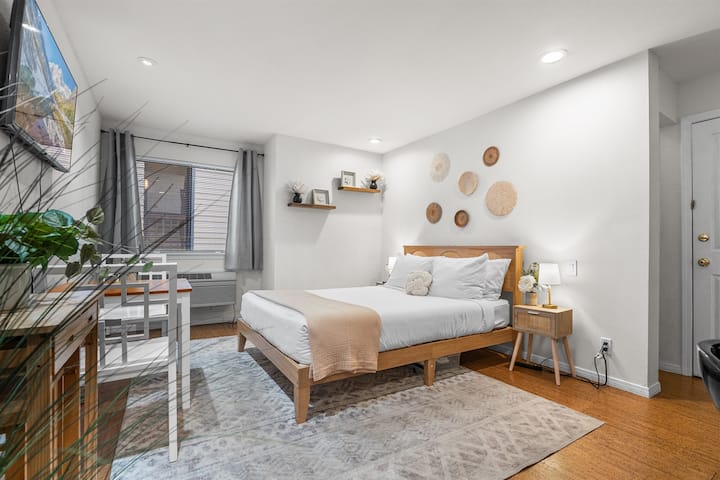 Dtc Studio! Extended Stay, Free Parking & Fast Wif - Aurora