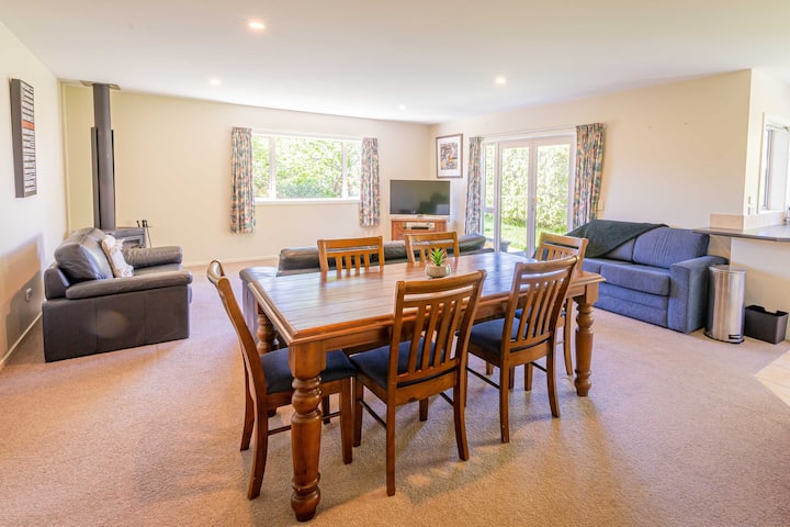 Farrant Family Escape – Roomy Wanaka Retreat - Wanaka