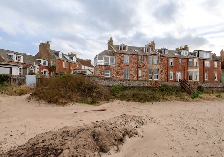 Sandy Neuk. - North Berwick
