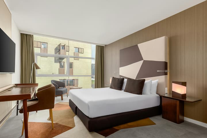 Family Room At Room Mate Aitana Hotel - Amsterdam