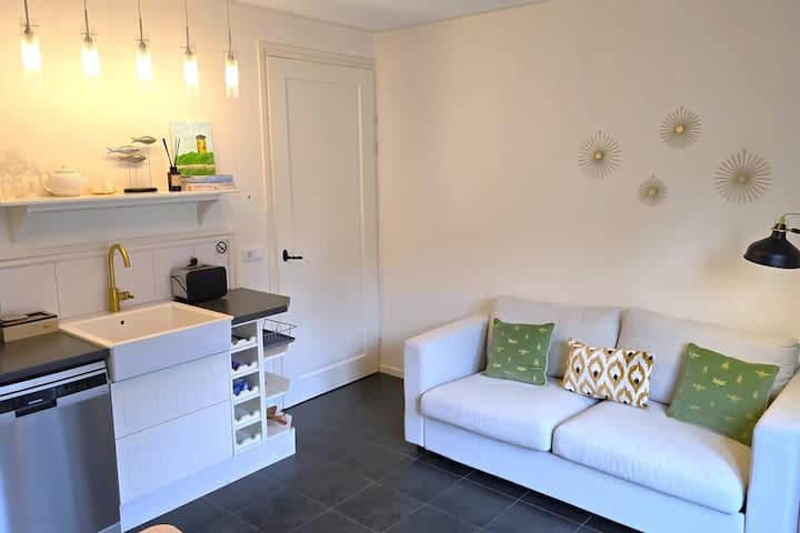 Near The Sea In Domburg | Aanloop 53 | Hello Zeela - Domburg