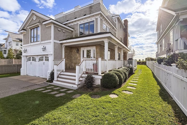 Pine Creek Beach House - Bridgeport