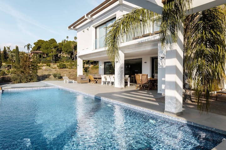 Villa Maravilla | Sea View Cinema Gym Elegance - Estepona