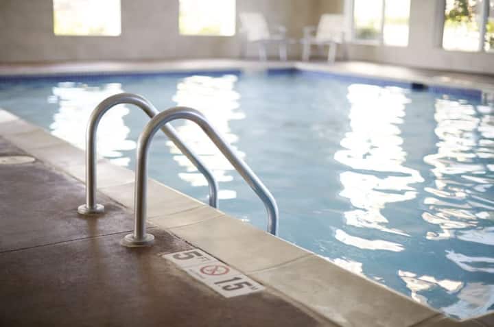 Tranquil Stays W/ Free Breakfast  - 3 Units - Corpus Christi, TX