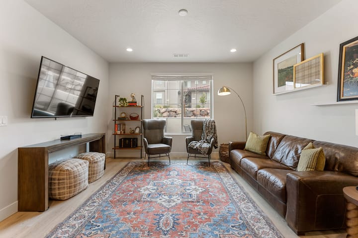 The Country Club: Waterslide + Lazy River - Washington, UT