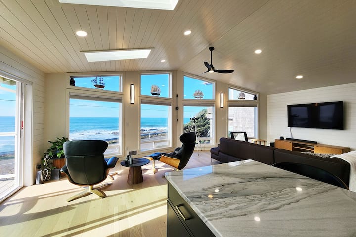 Ocean Front! Walk To Everything! Mermaid's Perch - Yachats, OR