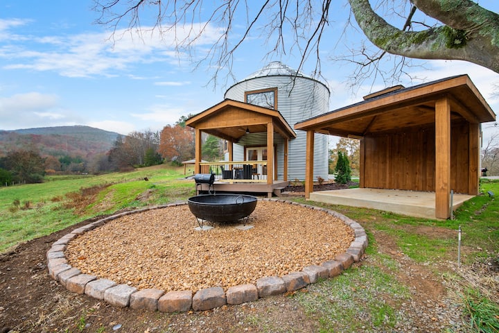 Silo Stay W/ Pasture Views & Covered Hot Tub - Chattanooga